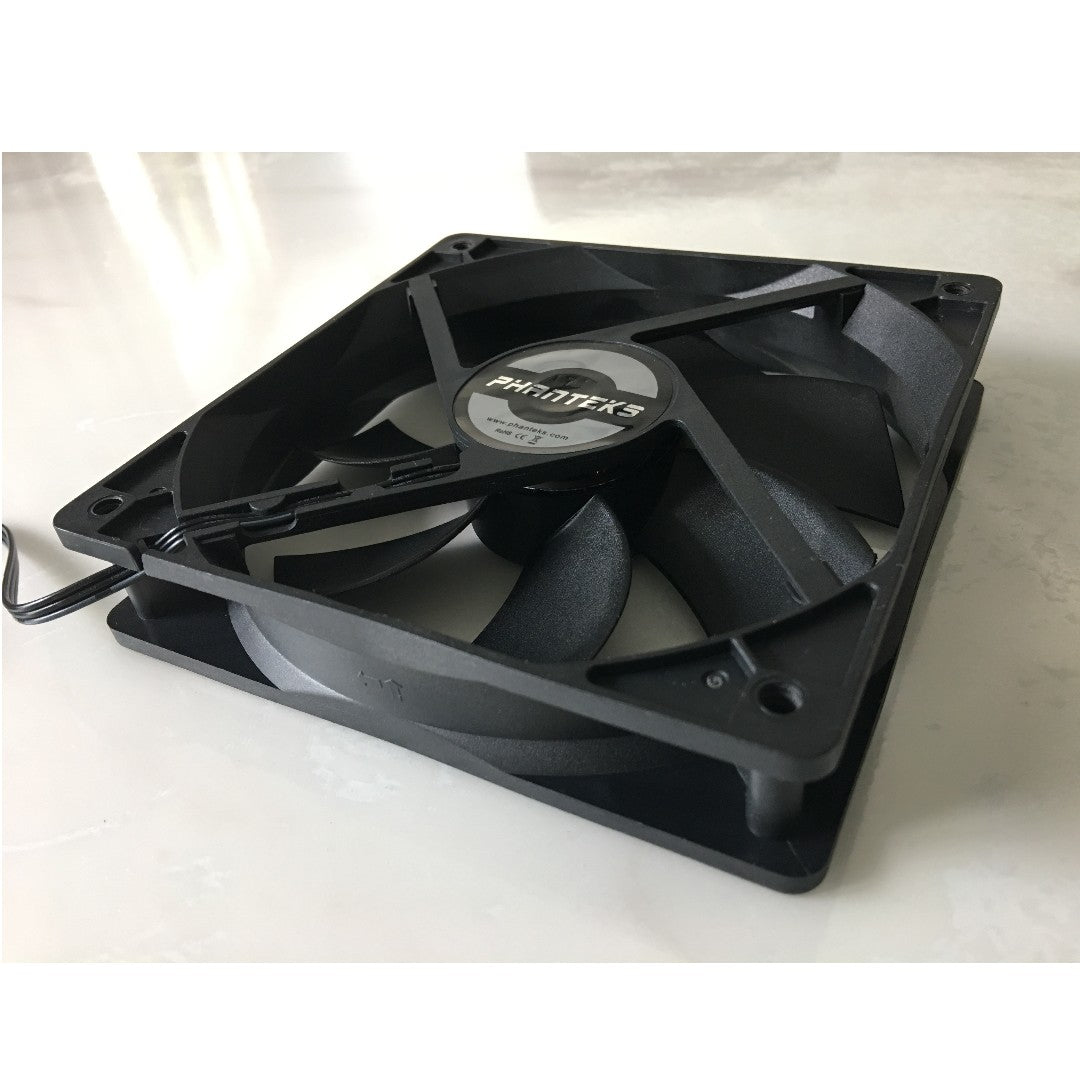 Phanteks 120mm 3-pin Case Fan — Rebuild IT